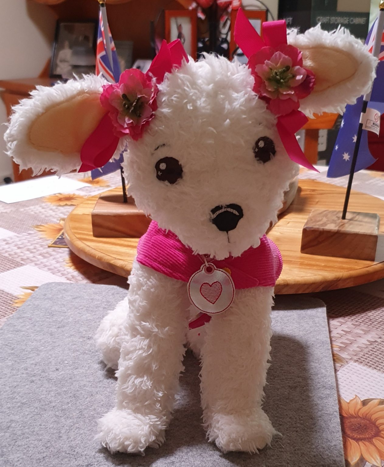 Pippa puppy stuffie 6×10 – ITHWL – In the Hoop with Lee